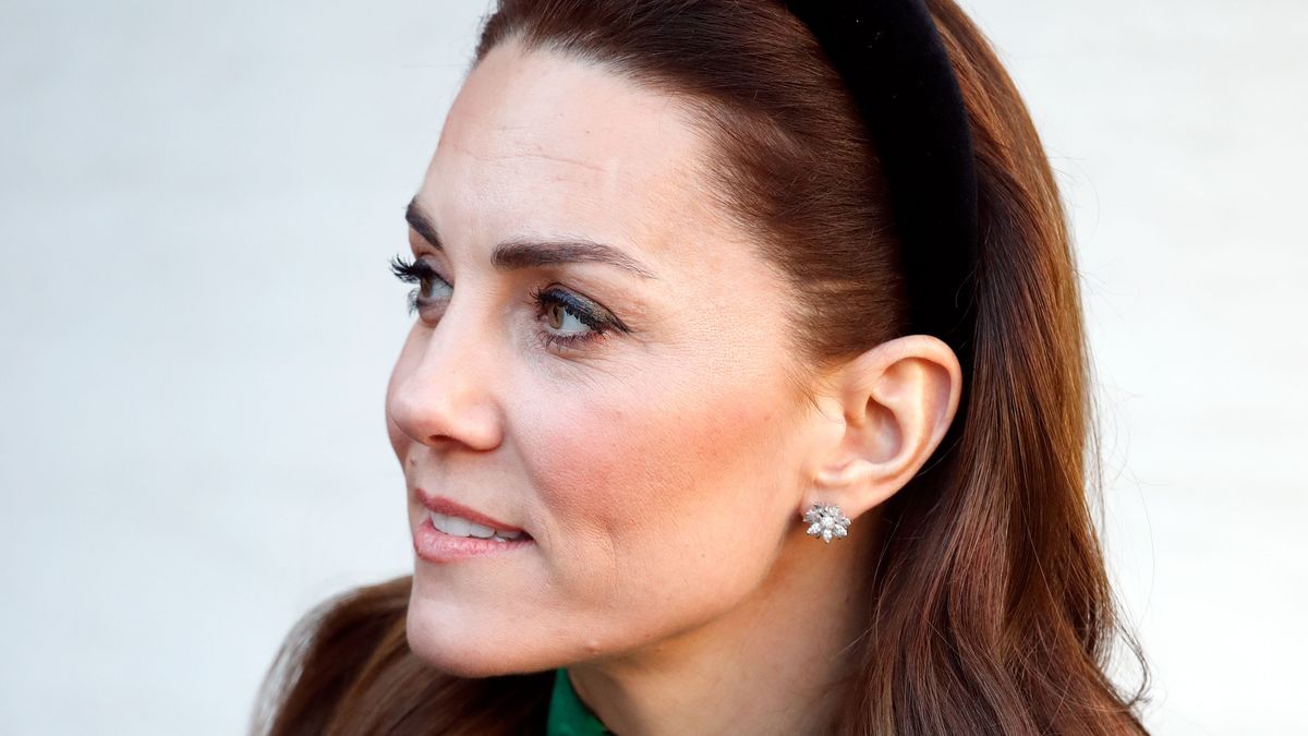 Kate Middleton Hires New Private Secretary, Hannah Cockburn-Logie ...
