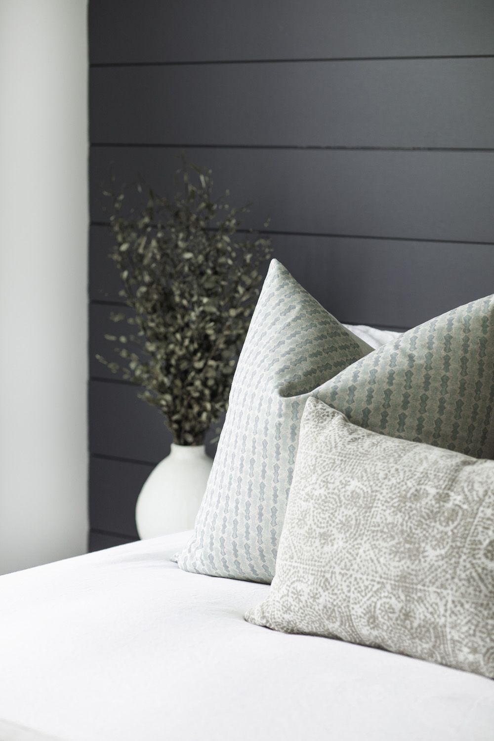 How To Style Cushions: 5 Tricks For Styling Cushions Like A Designer