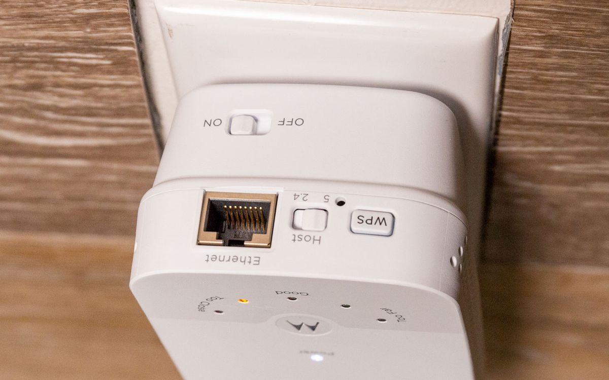 Motorola MX1200 AC1200 Wi-Fi Extender – Full Review and Benchmarks ...