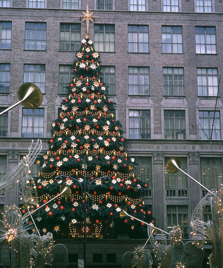 Iconic Christmas Trees: From the White House to Claridge’s | Homes and ...