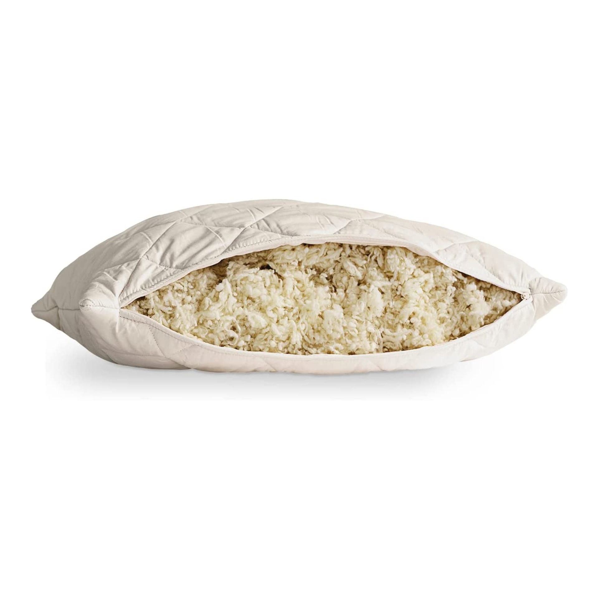 What is the best filling for a pillow? How to discover yours | Ideal Home