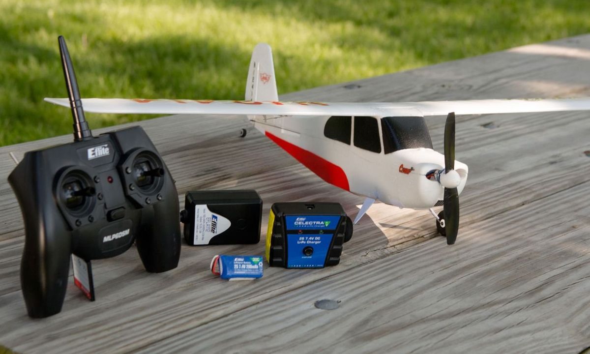 HobbyZone Champ S+ RTF Drone Review: Cheap, Easy Flier | Tom's Guide