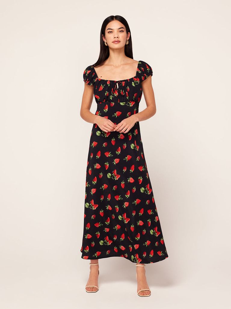 The Fruit-Print Dress Trend Is Sweeping Europe Right Now | Who What Wear