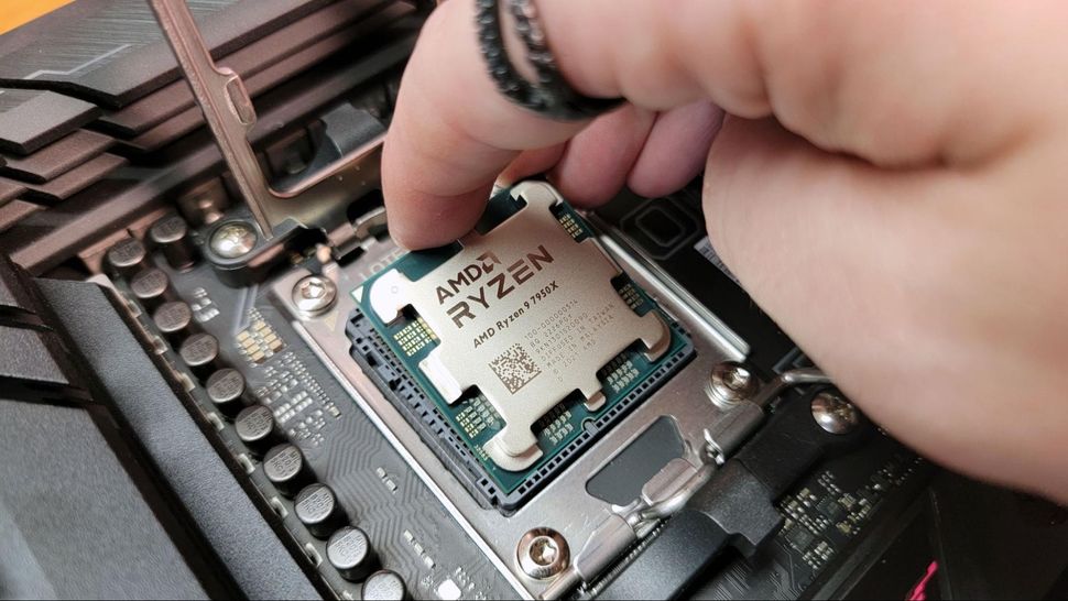 How to Apply Thermal Paste to Your CPU | Tom's Hardware