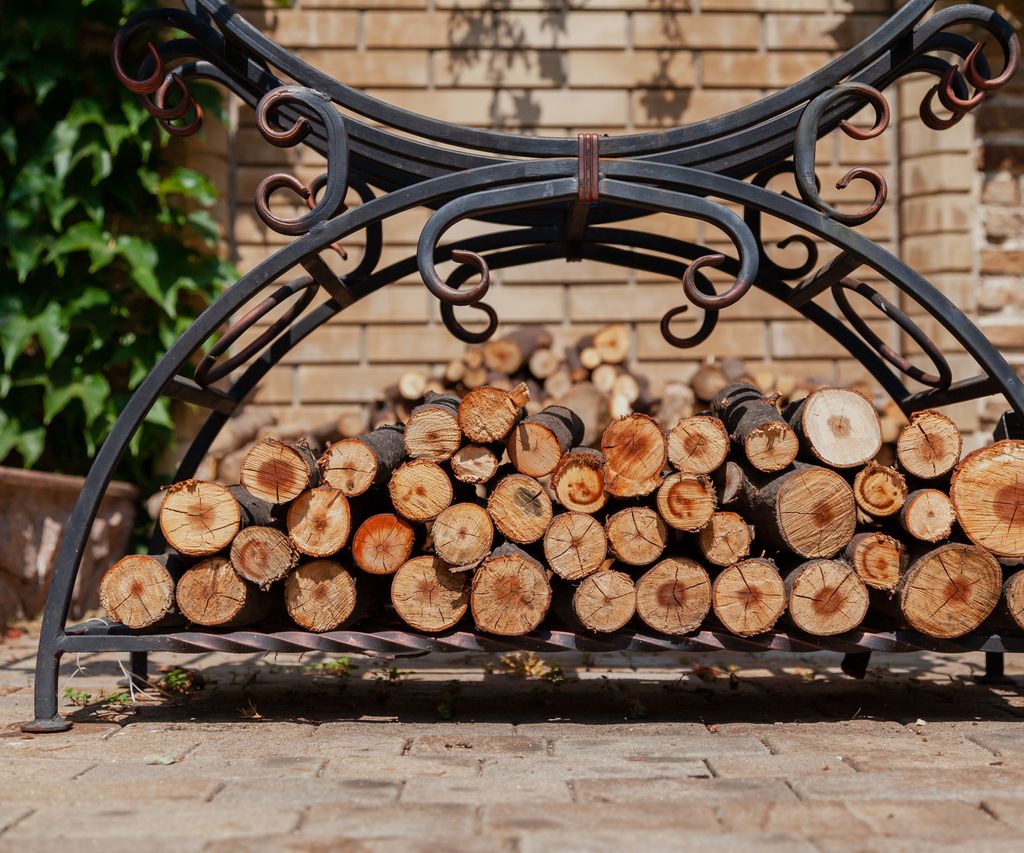 Log store ideas: 9 stylish designs | Homes and Gardens
