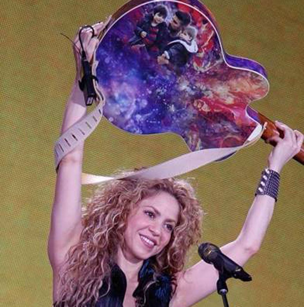 Shakira stunned the Super Bowl with a Swarovski crystal Gibson Firebird ...