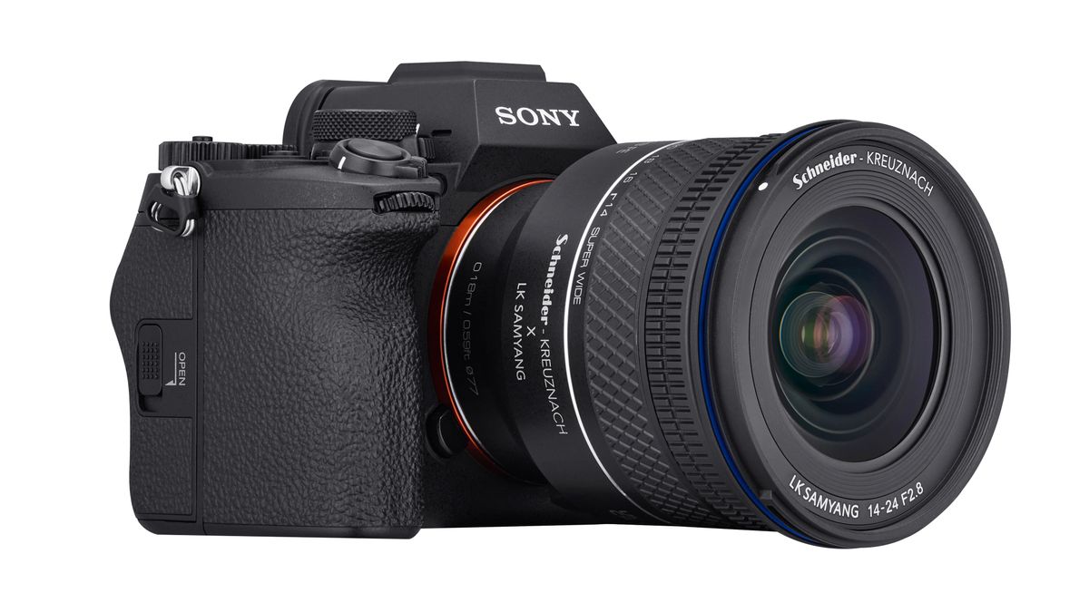 Is this the ultimate optical team-up? Samyang and Schneider-Kreuznach ...