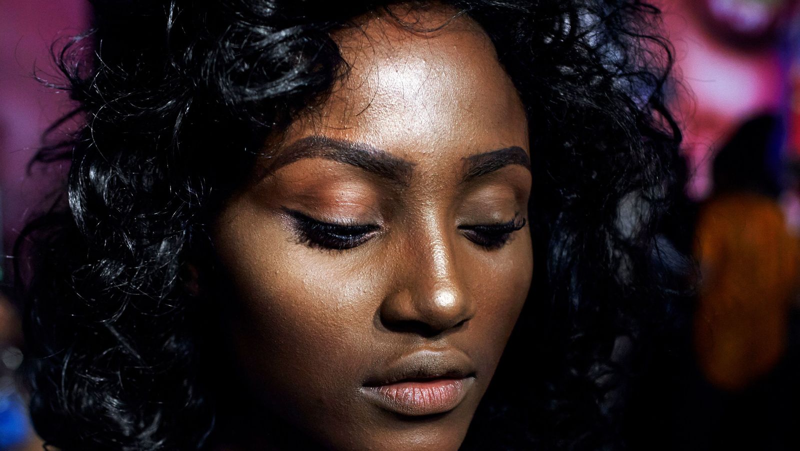 The 15 Best Highlighters of 2023 | Illuminating Highlighters | Marie Claire