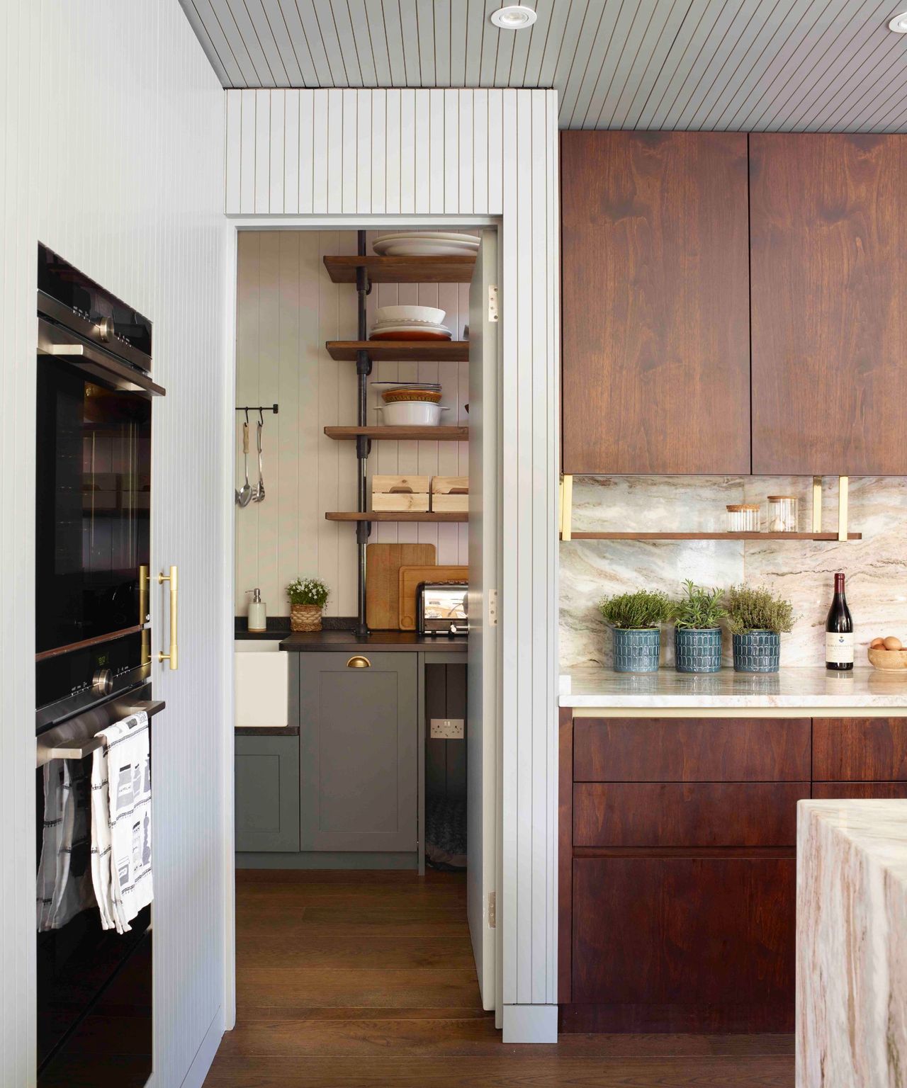 What is a wet-dry kitchen? Kitchen planners explain | Homes and Gardens