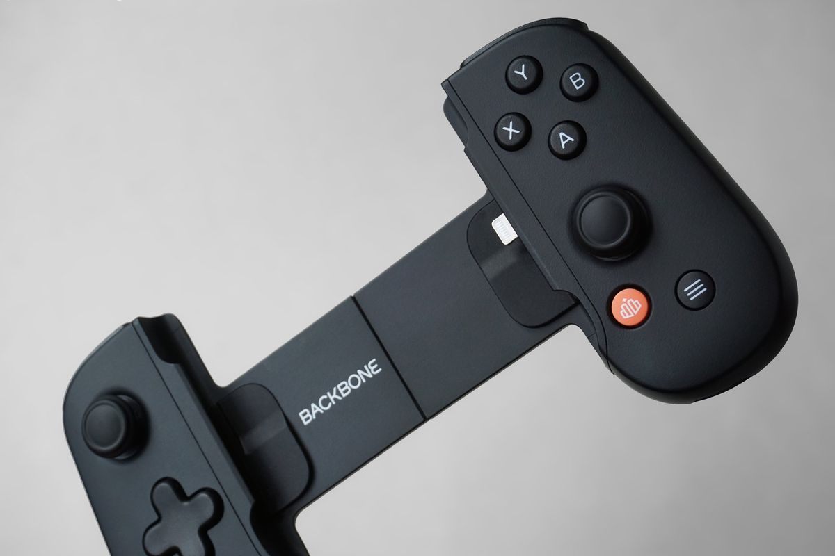 Backbone One review: The best iPhone controller for Xbox Cloud Gaming ...