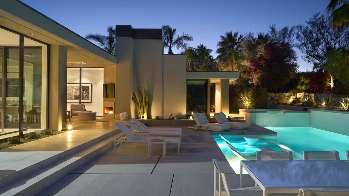 10 Outdoor Lighting Mistakes the Designers Warn Against | Livingetc