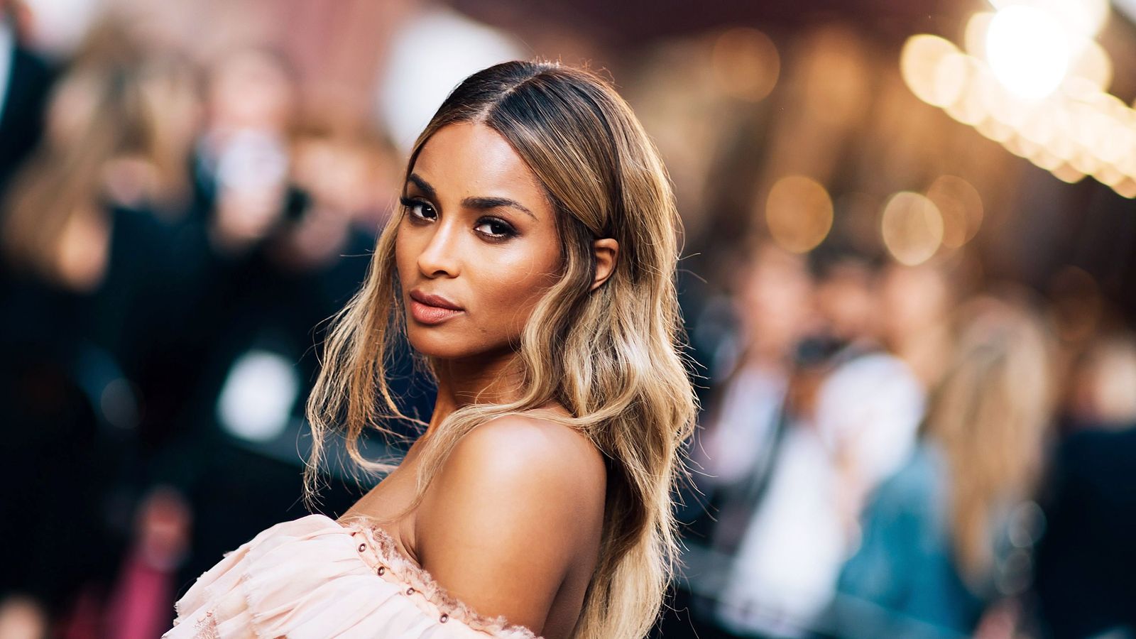 Ciara's Pre-Oscars Hair With Wispy Bangs May Be Her Best Look Yet ...