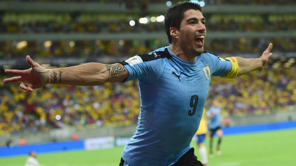 Uruguay v Peru: Suarez targets 'spectacular' victory | FourFourTwo