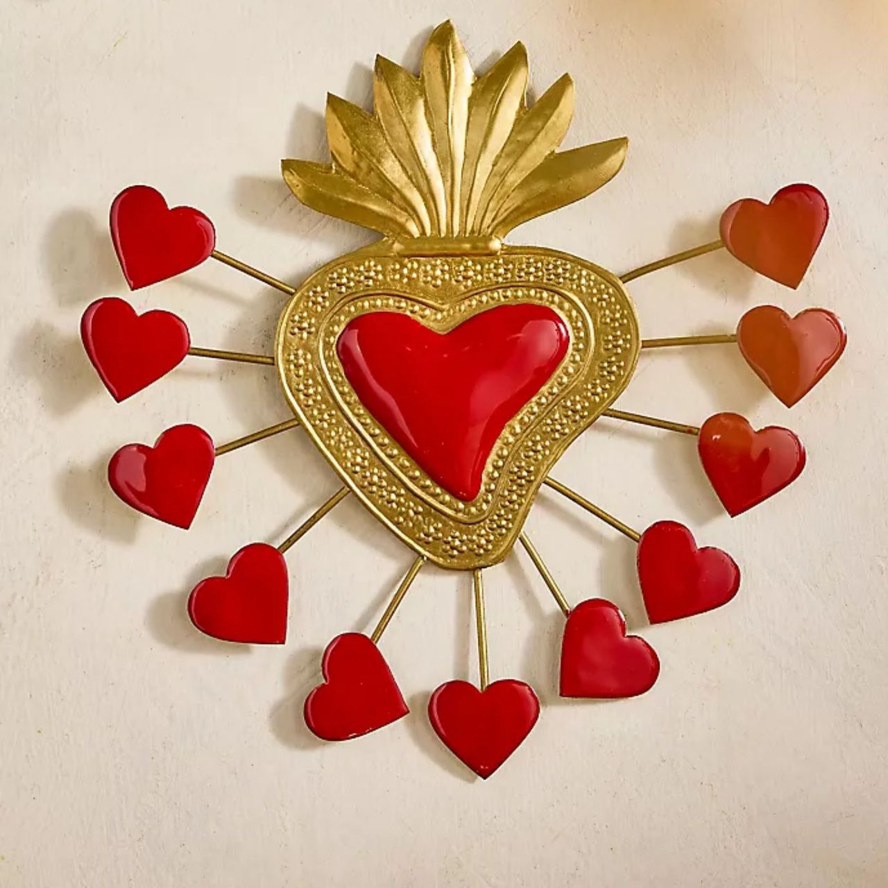 18 non-cheesy, super chic Valentine's Day decor picks | Homes and Gardens