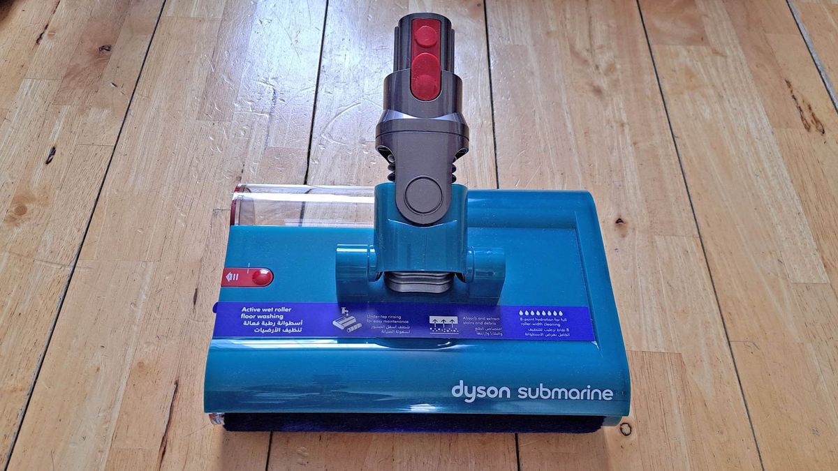 I tried the new Dyson V15s Detect Submarine wet and dry vacuum — and it ...