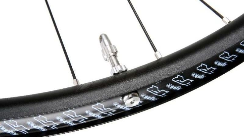 Hope Technology launches its new RX24 gravel wheelset – a lightweight ...