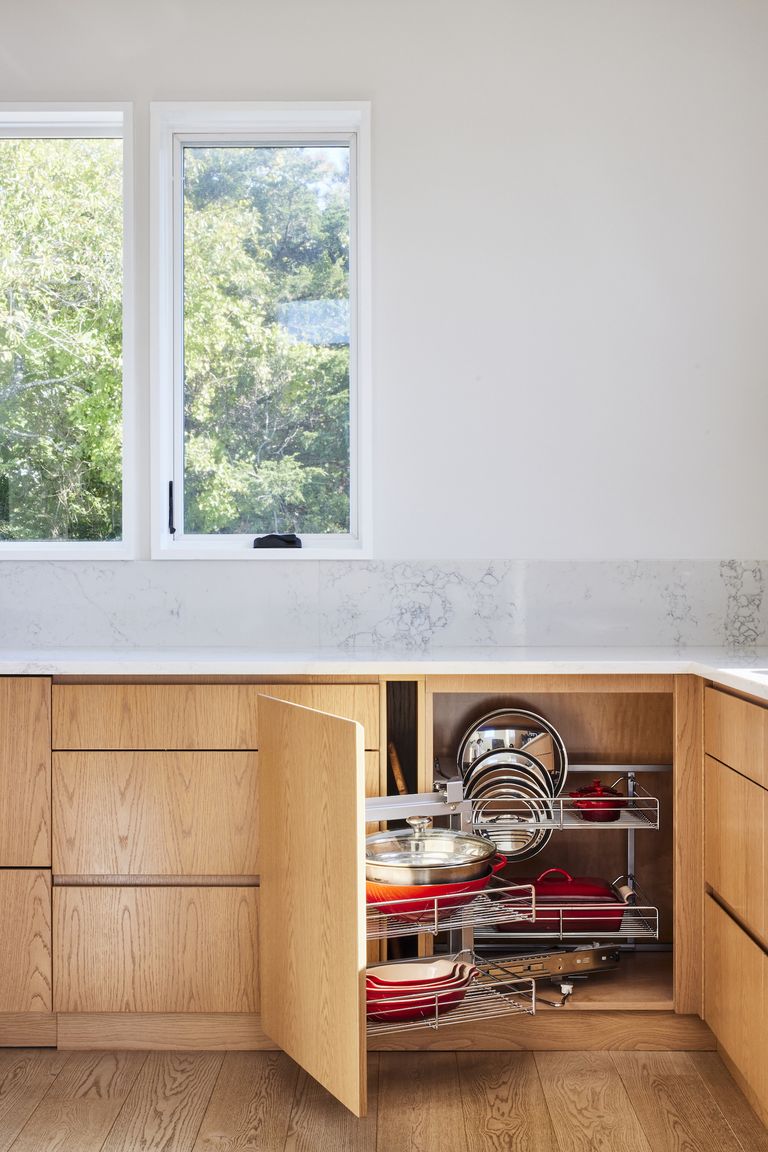 What are the best cabinets for a minimalist kitchen? | Livingetc