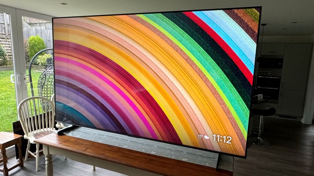 TCL 98Q9BK 98-inch TV review: a massive mini-LED screen for a small ...