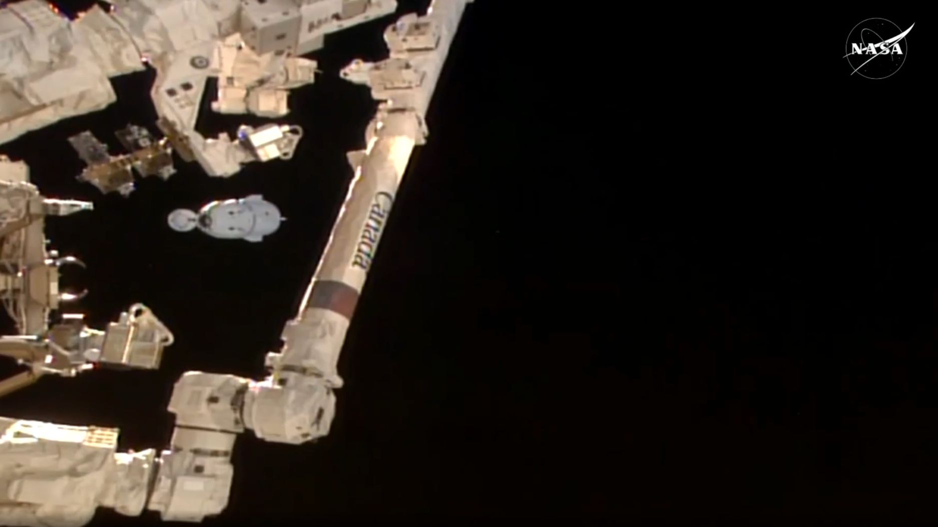 SpaceX Crew-8 astronauts undock from ISS after weather delays (photo) | Space