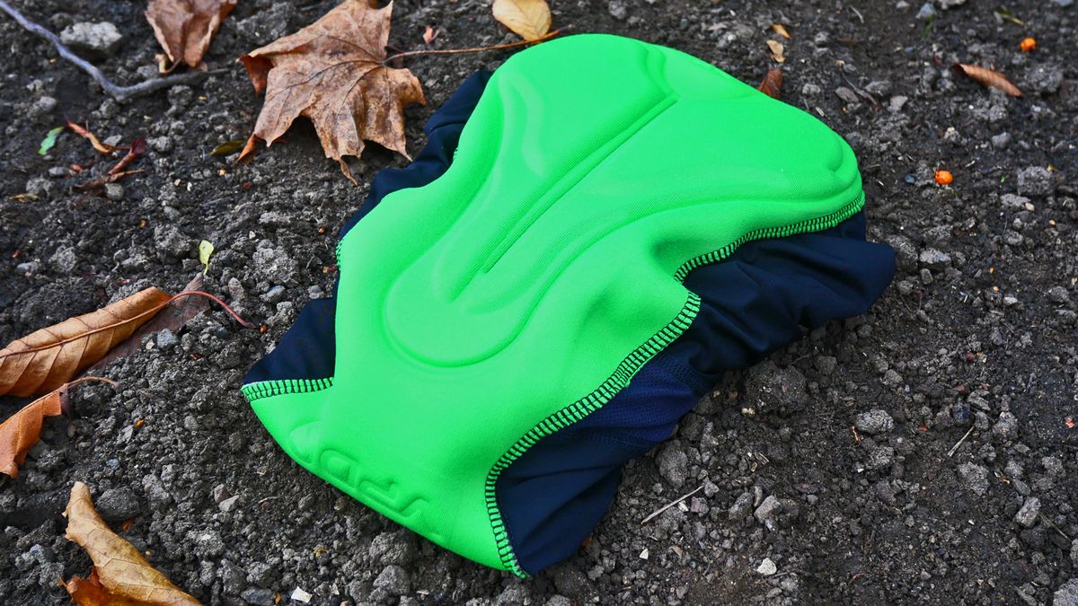 POC MTB Air Layer bib liner review – lightweight mesh cargo bib liners ...