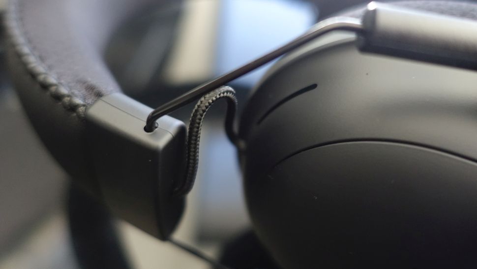 Razer Blackshark V2 Pro Review: Untethered Audio in a Quality Headset ...