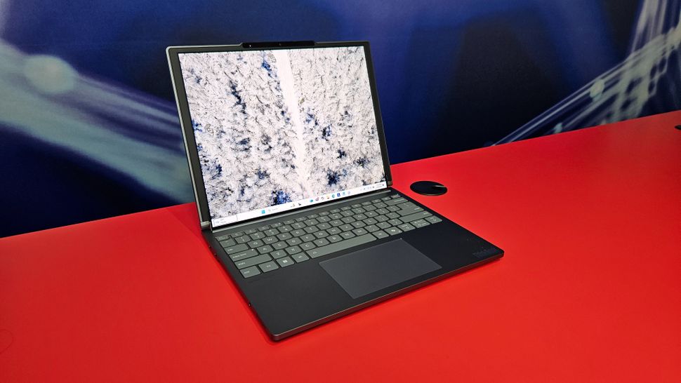 Lenovo ThinkBook Plus Gen 6 Rollable hands-on review: An intriguing ...