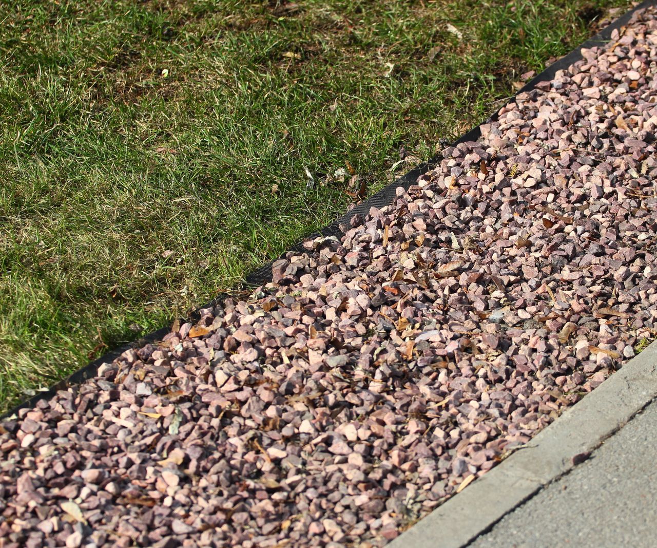 4 ways to reduce surface water run-off in your yard | Homes and Gardens