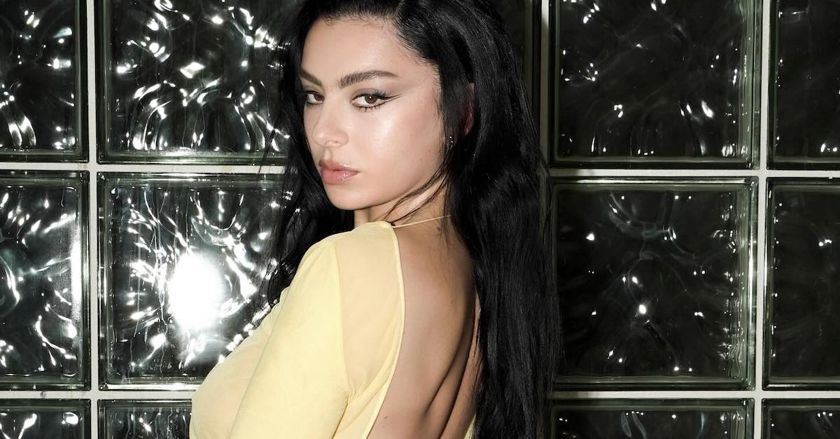 CharliXCX's Fave Fragrance Is So Anti-"Brat Girl" | Who What Wear