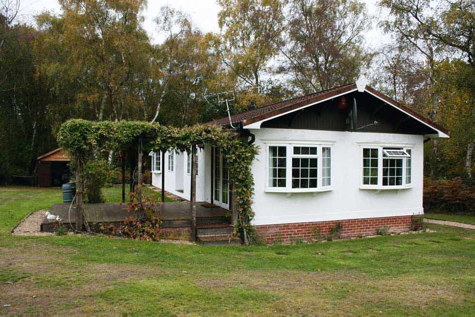 Self build case study: contemporary mobile home in the New Forest ...