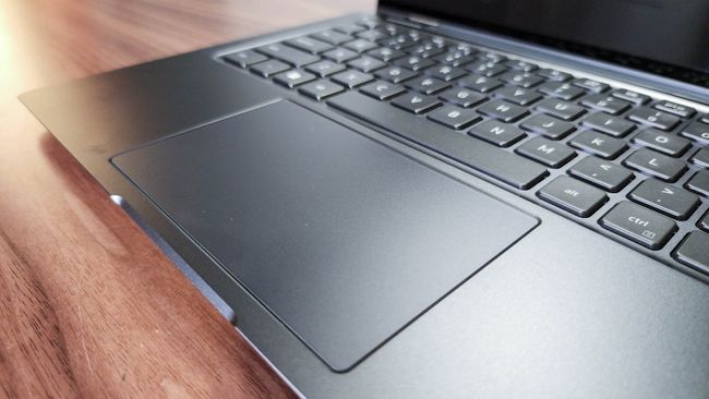 Dell Latitude 9430 review: A top-tier 2-in-1 laptop with best-in-class ...