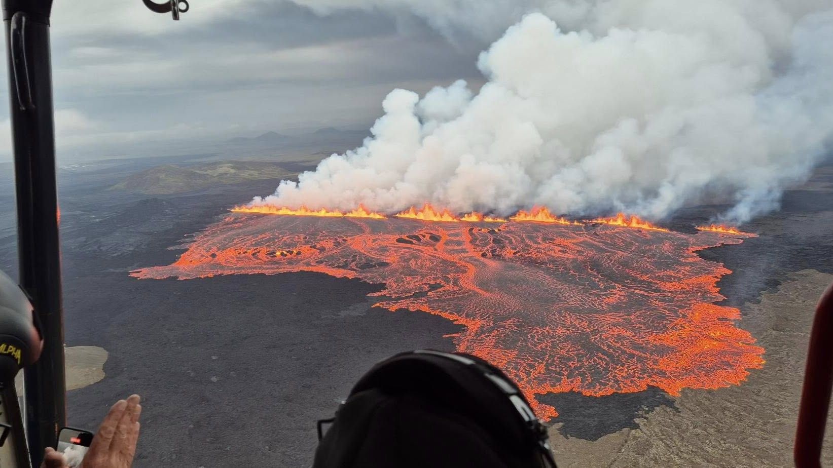 Lava erupts from gigantic fissure in Iceland following earthquake swarm ...