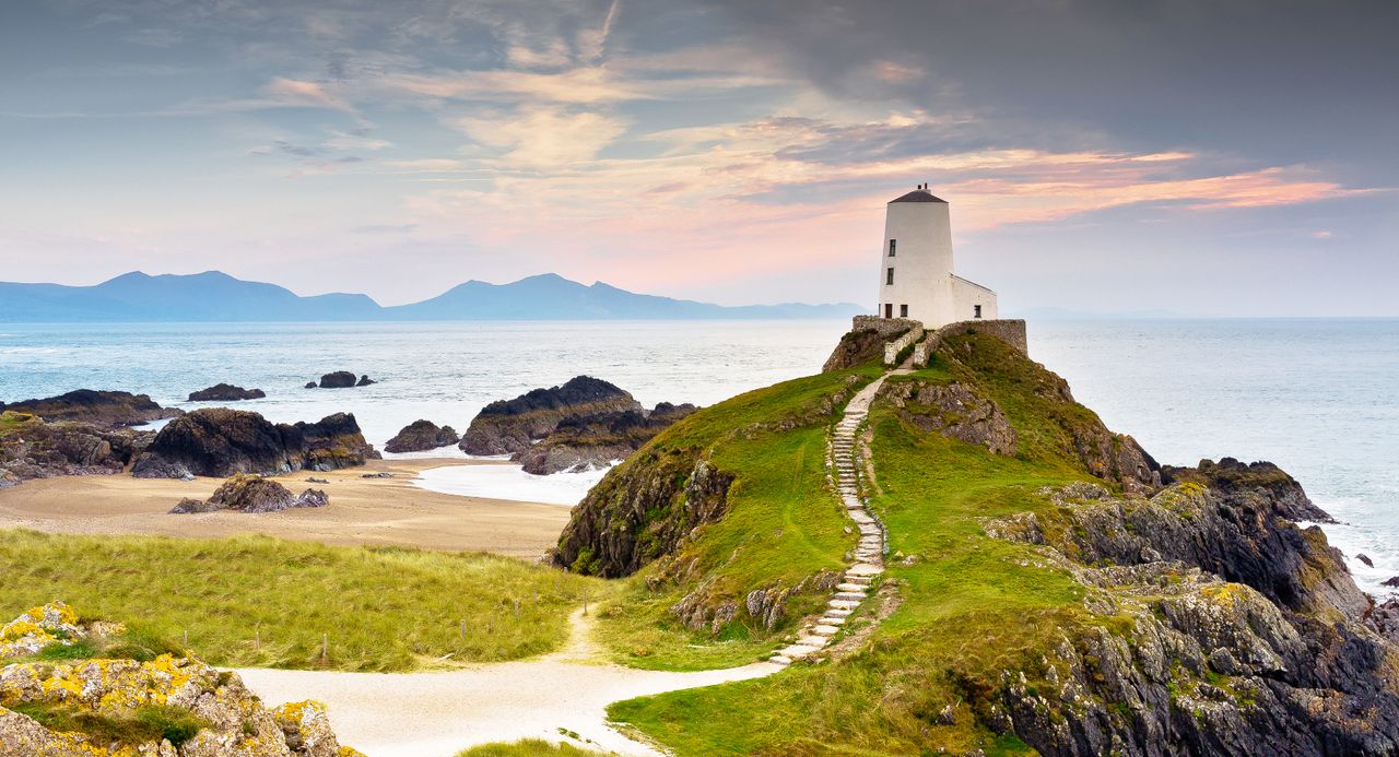 Best UK staycations for 2021 - visit these beautiful places | Woman ...