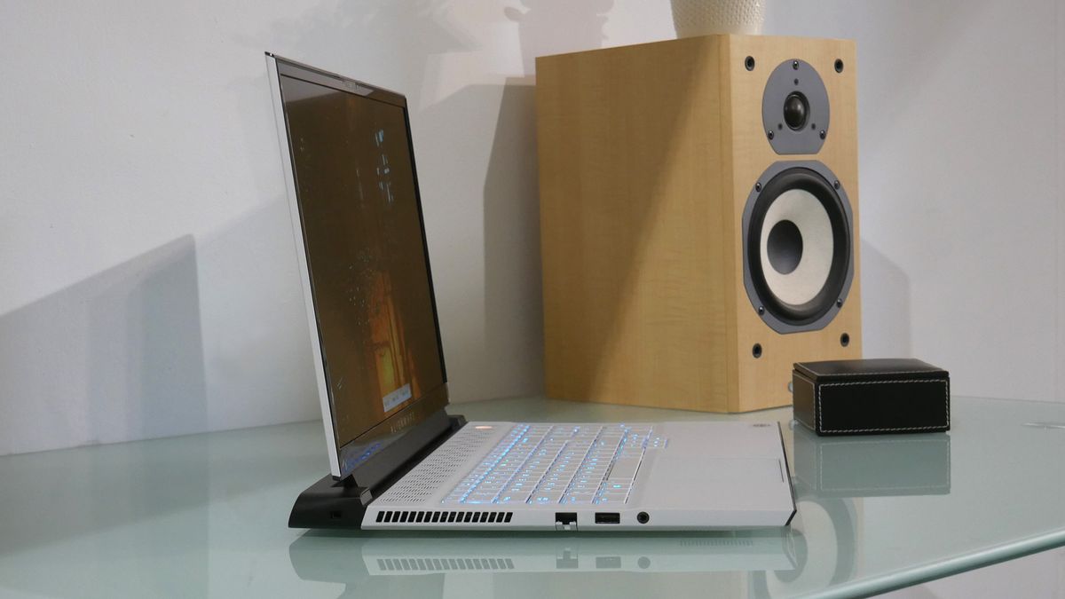 Alienware M17 R3 (2020) | TechRadar