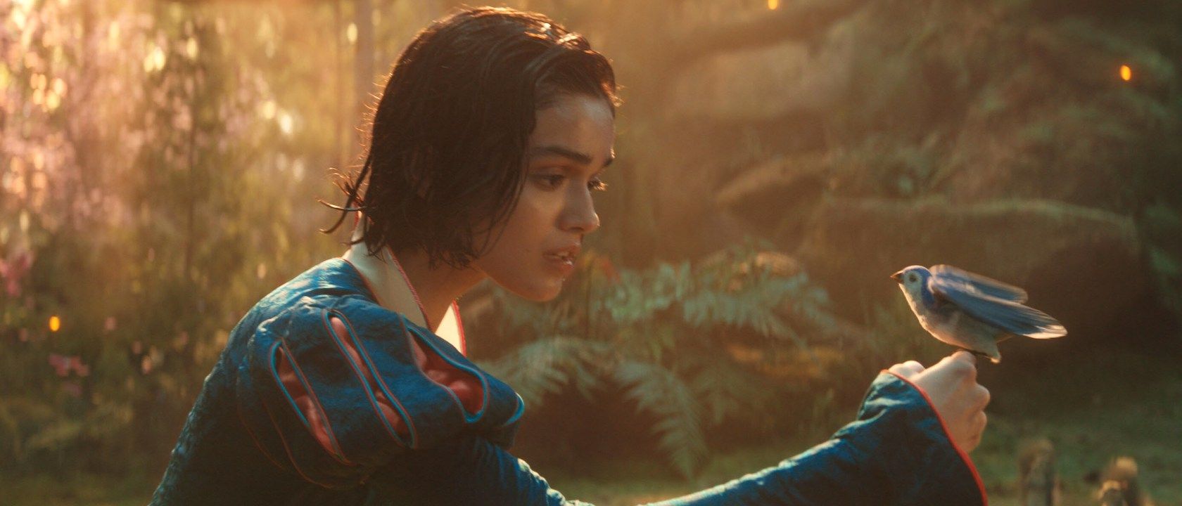 Snow White Review: I’ve Fallen for Rachel Zegler’s Charming, Sweet ...