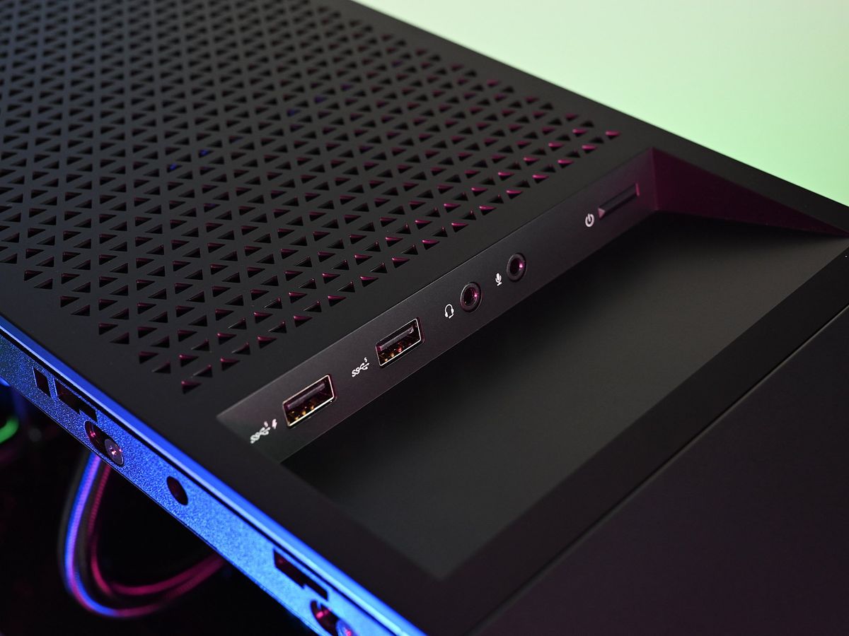 HP Omen 30L review: A sleek 4K gaming tower with a modern design ...