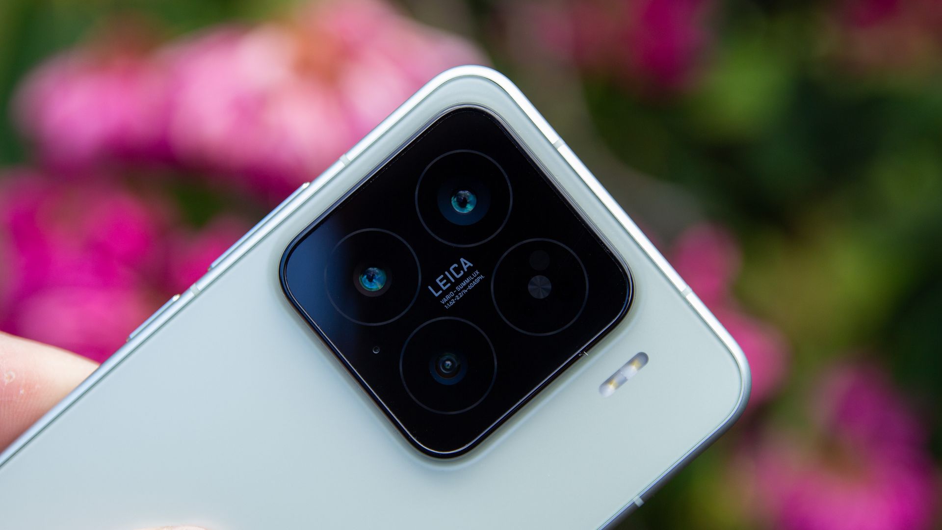 Xiaomi makes bizarre decision so its new Android phones can better ...