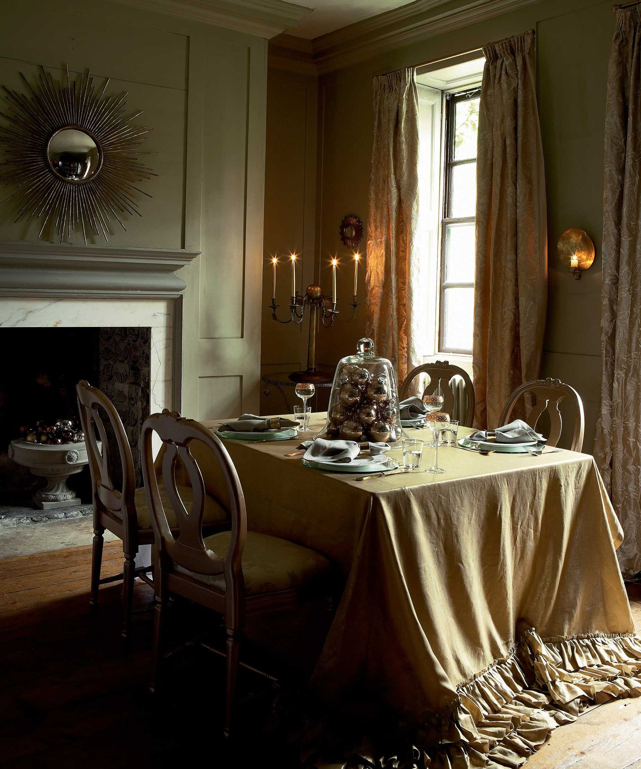 Christmas dining room decor: 31 ideas for festive feasting | Homes ...