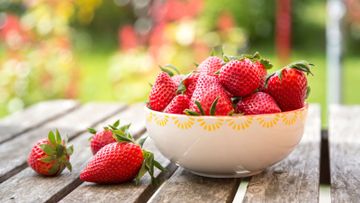 Strawberry diseases: expert tips for common issues | Homes and Gardens