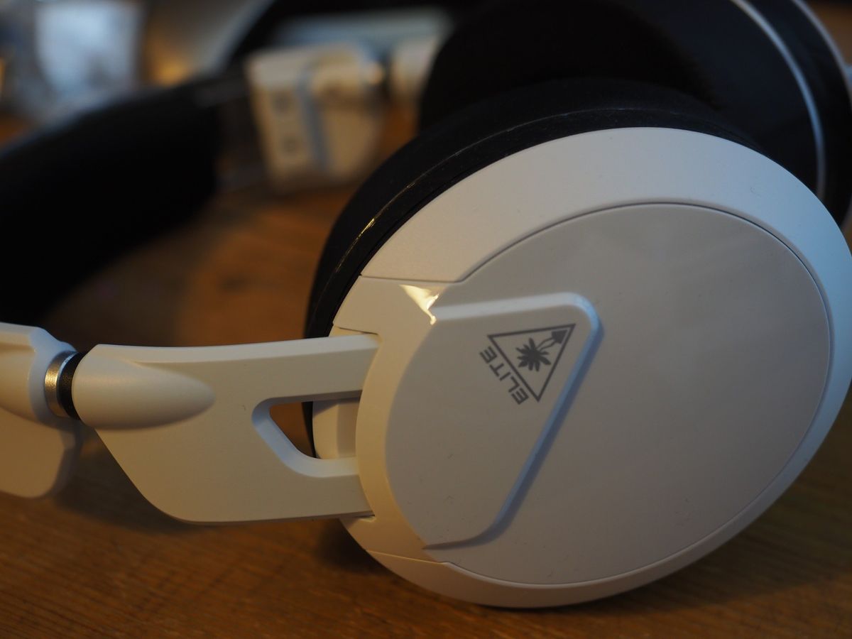 Turtle Beach Elite Pro 2 + SuperAmp review: Great headset, odd sound ...