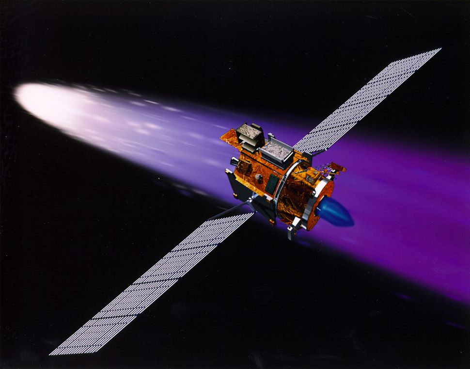 Deep Space 1: Providing a Wealth of New Space Technology | Space