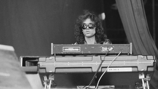 Renaissance bassist Jon Camp has died, aged 75 | Louder