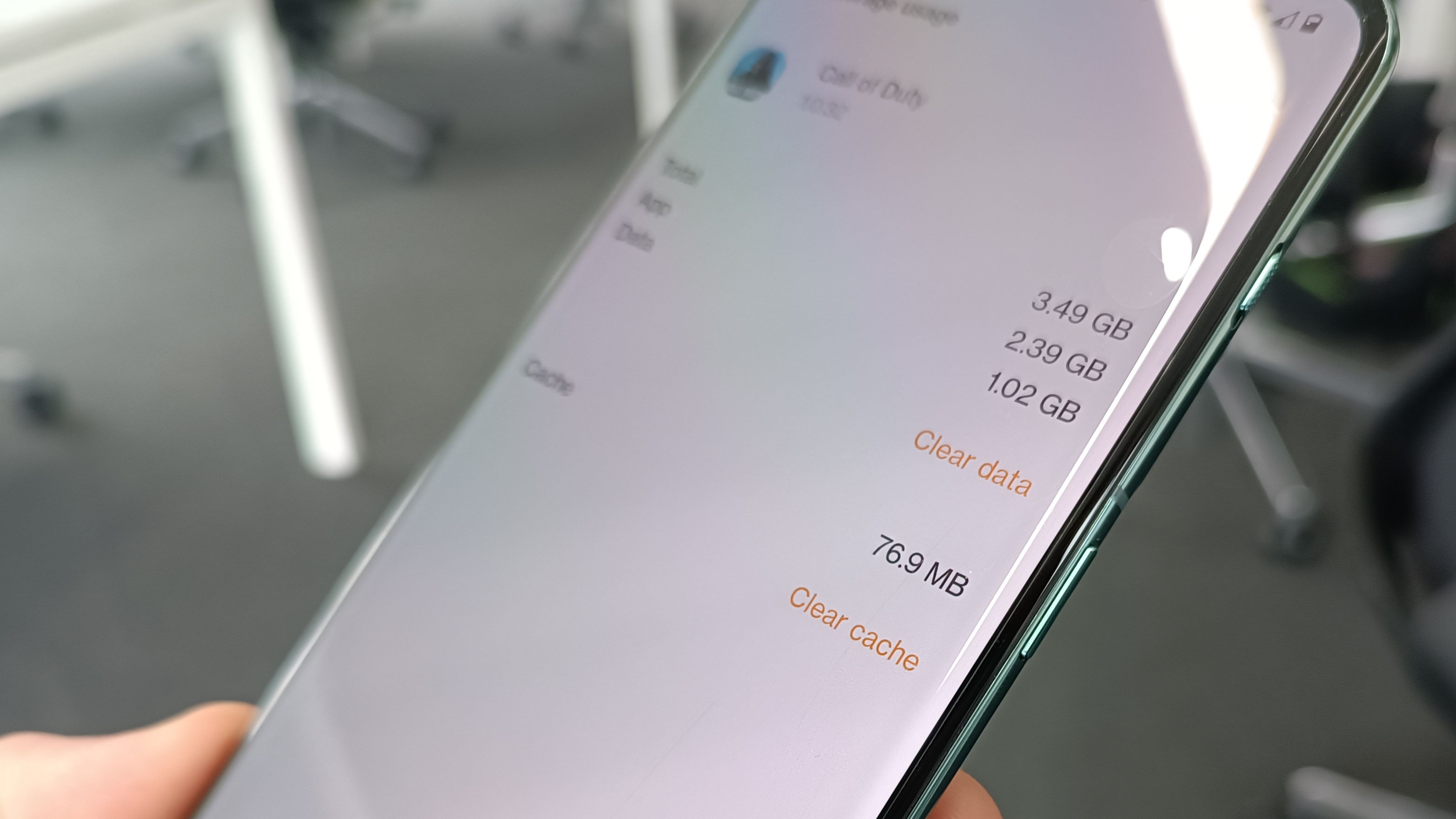 Google Pixel Fold Could Use The Same Display As One Of Its Closest