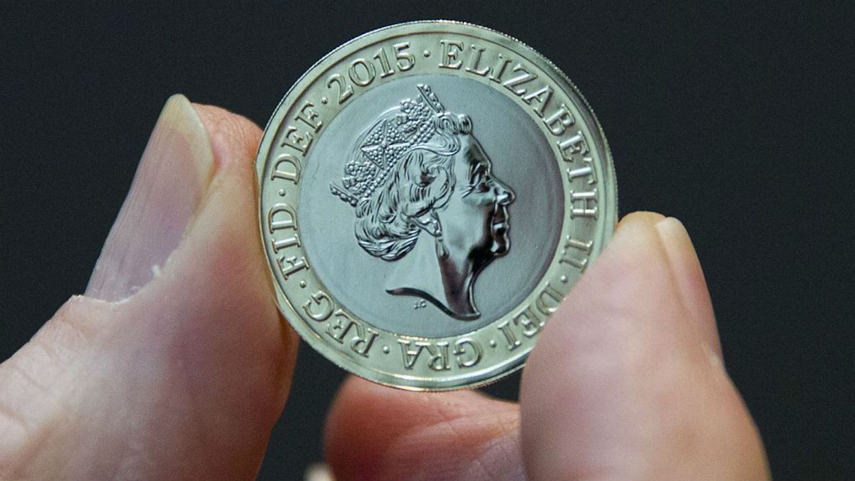 How do you spot a rare £2 coin and how much is it worth? | The Week