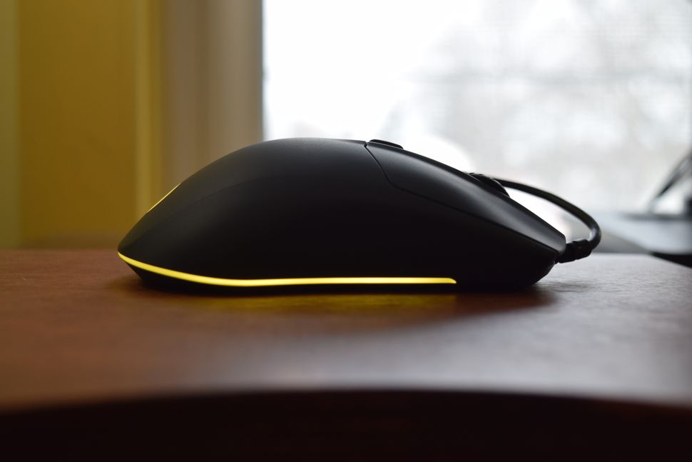 SteelSeries Rival 3 Gaming Mouse Review: Entry-Level Without (Much ...