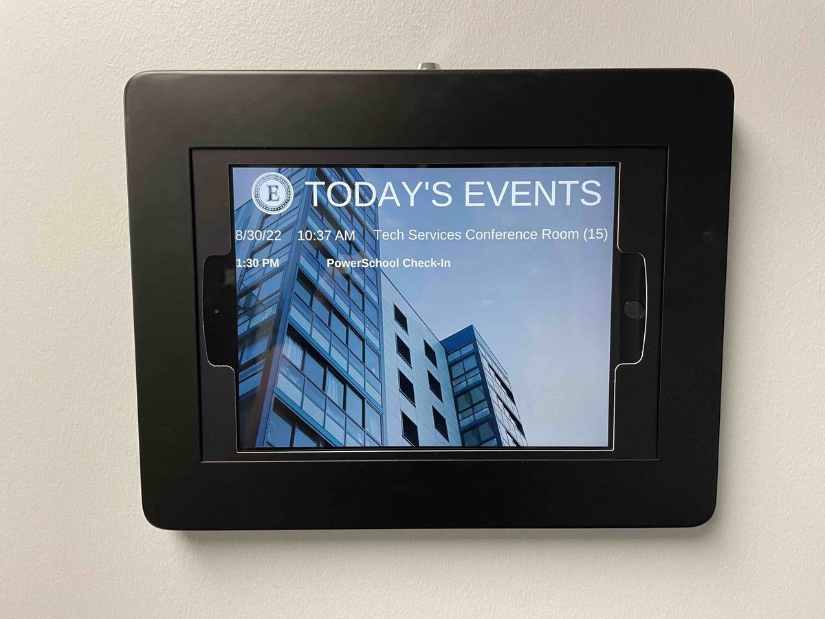 Carousel Digital Signage Brings Messaging, Updates to an Indiana School ...