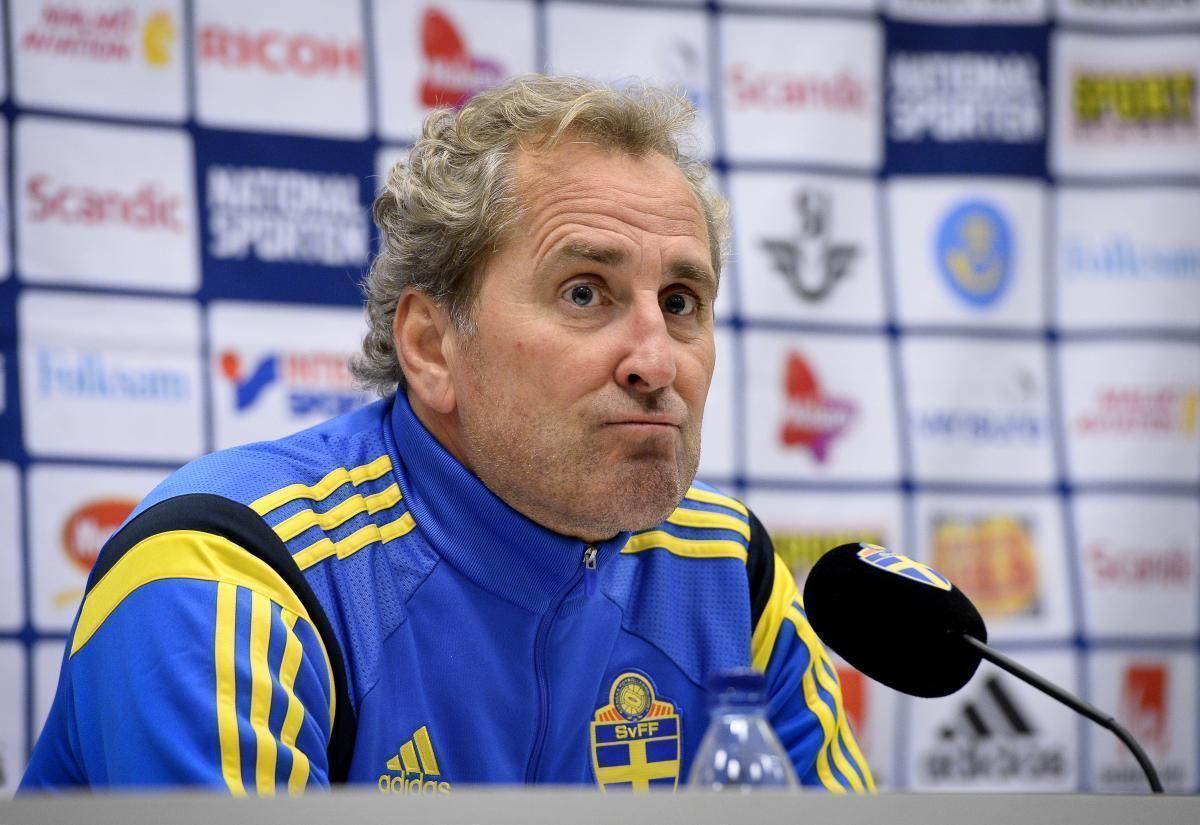 Hamren extends Sweden contract until 2016 | FourFourTwo