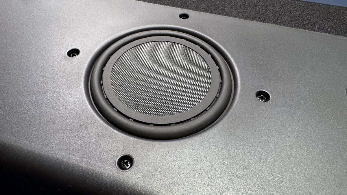 BlueAnt Soundblade Review: Pretty and loud | Tom's Hardware
