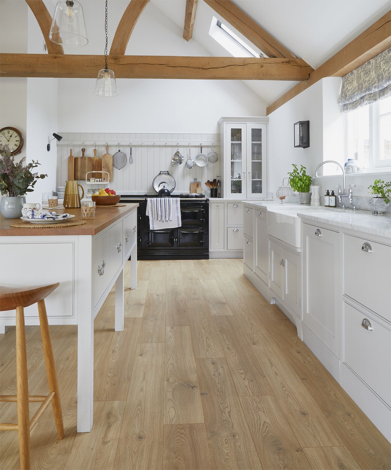 Laminate kitchen flooring ideas – expert advice and beautiful ...