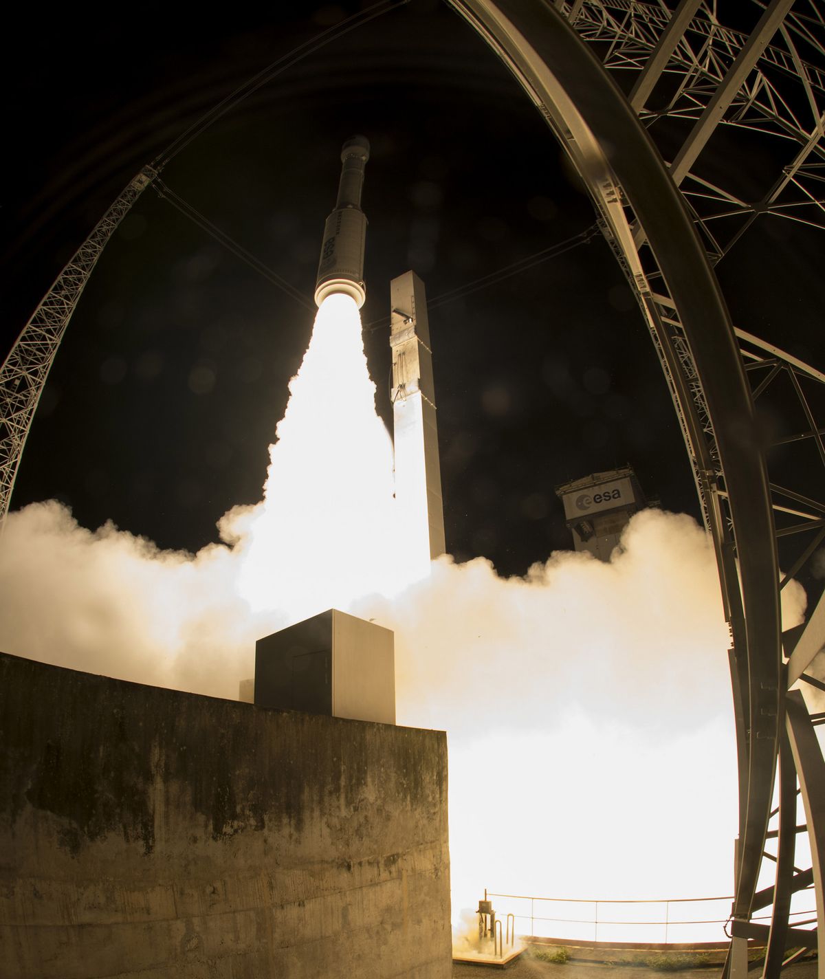 In Photos: Earth 'Sentinel' Satellite Blasts off on Vega Rocket | Space