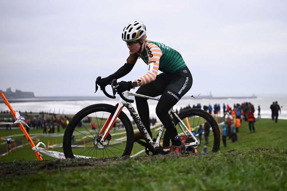 British Cyclo-cross National Championships: Anna Flynn conquers wet ...